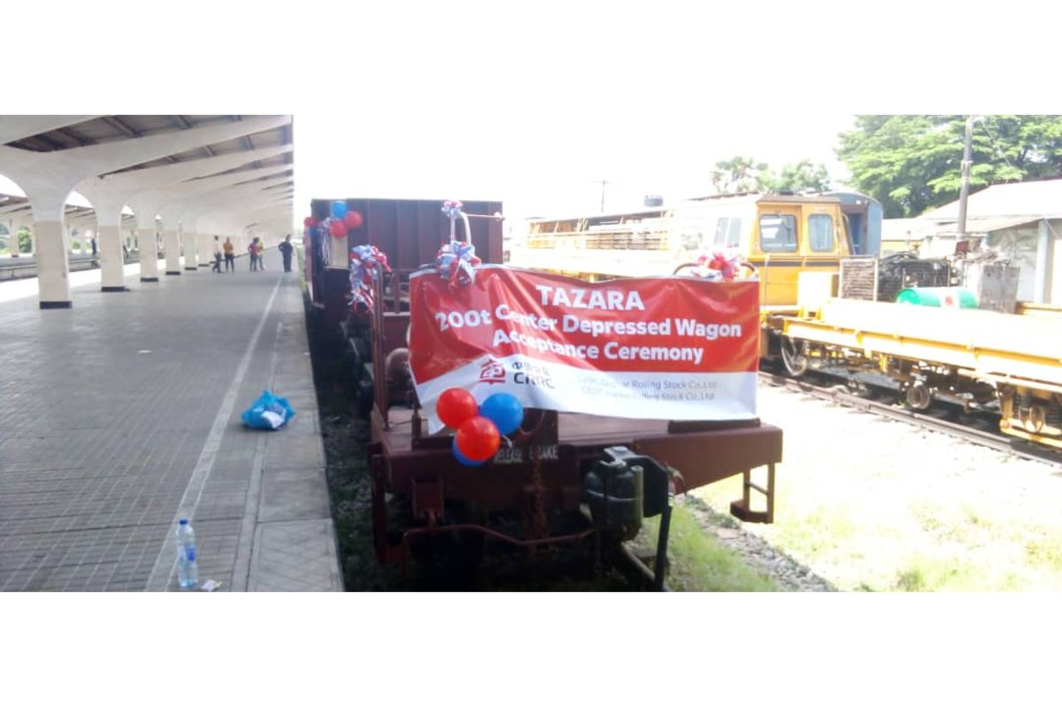 Tazara yapokea behewa la kubeba tani 200 | Mwananchi