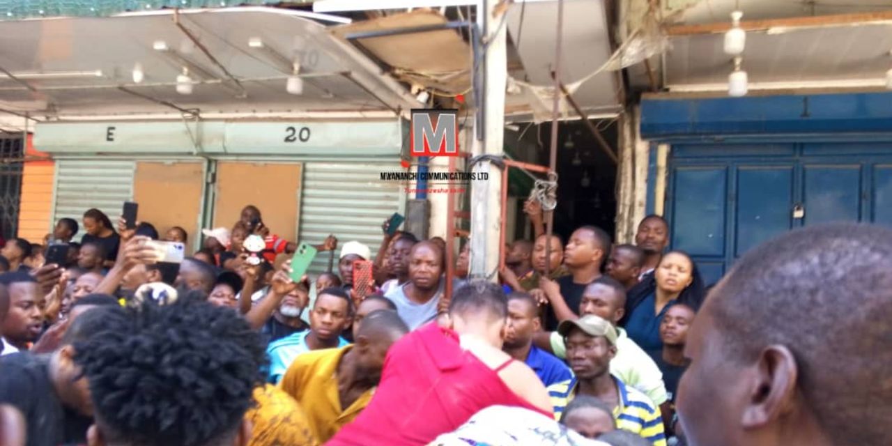 Rais Samia atoa pole ajali ya Kariakoo, aagiza nguvu zaidi za uokoaji ... Rais Samia atoa pole ajali ya Kariakoo, aagiza nguvu zaidi za uokoaji ...